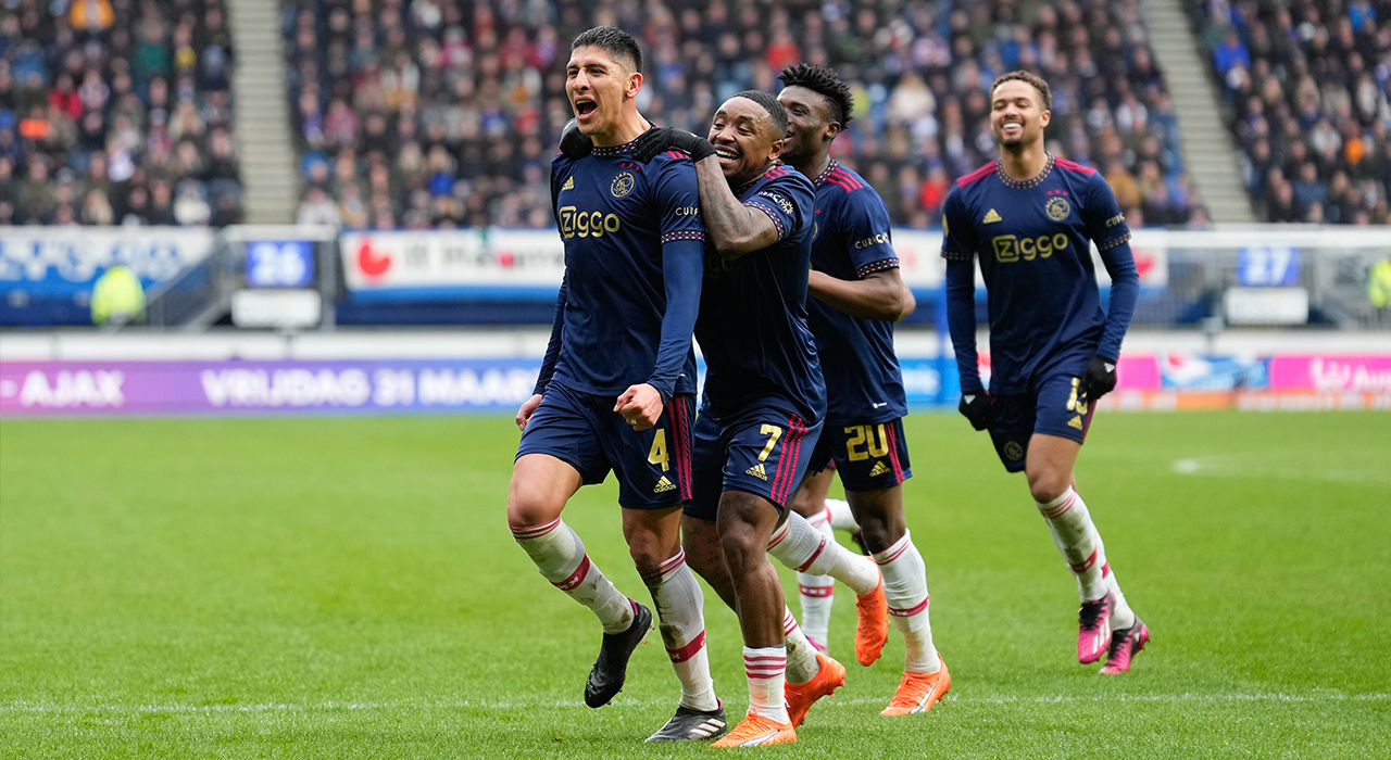 Lively Ajax wins goal-rich match with against sc Heerenveen