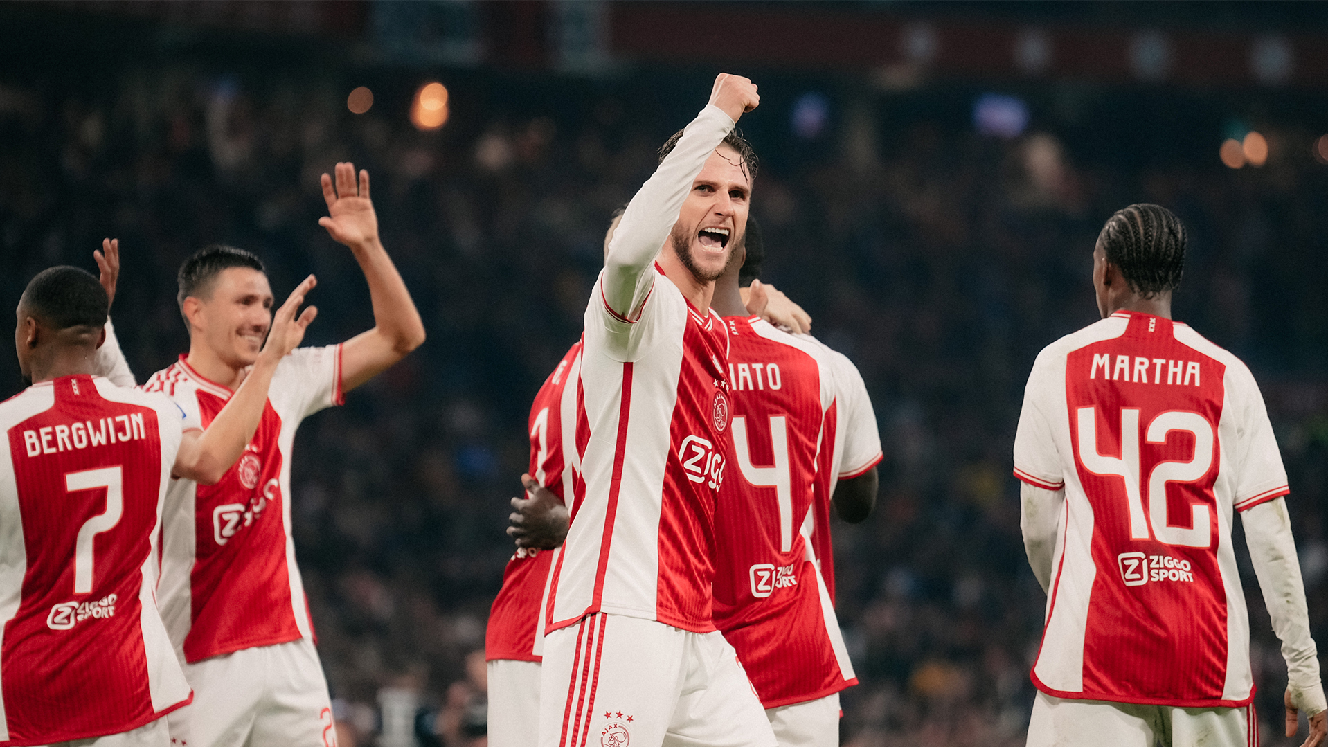 Highlights Ajax – sc Heerenveen | Second home win of the week