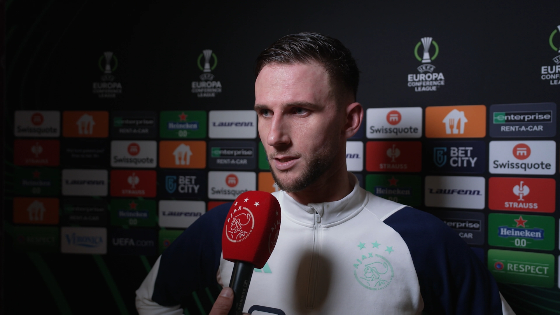 Van den Boomen: ‘All to play for, that’s positive’