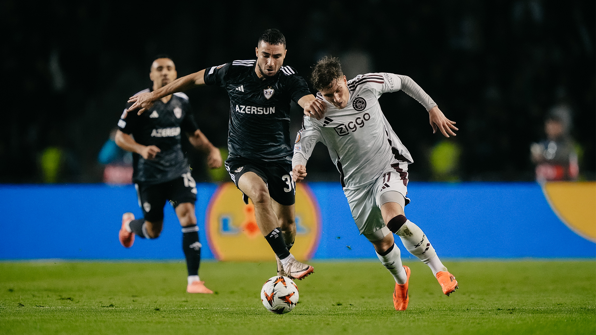 Highlights Qarabağ FK – Ajax | Big win in Baku