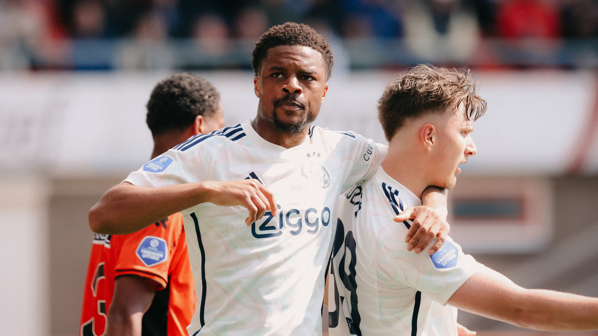 Ajax win in Volendam: 1-4