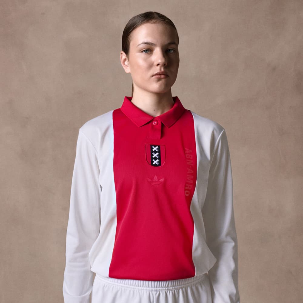 The official Ajax Fanshop Largest range official Ajax articles.